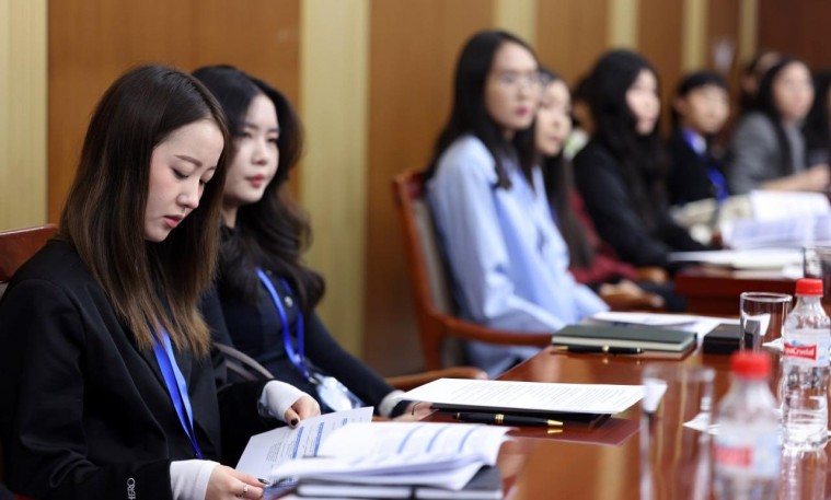 “Хүний эрхийг хангах үндэсний хоёрдугаар хөтөлбөр” ийн хүрээнд сургалт зохион байгуулж байна